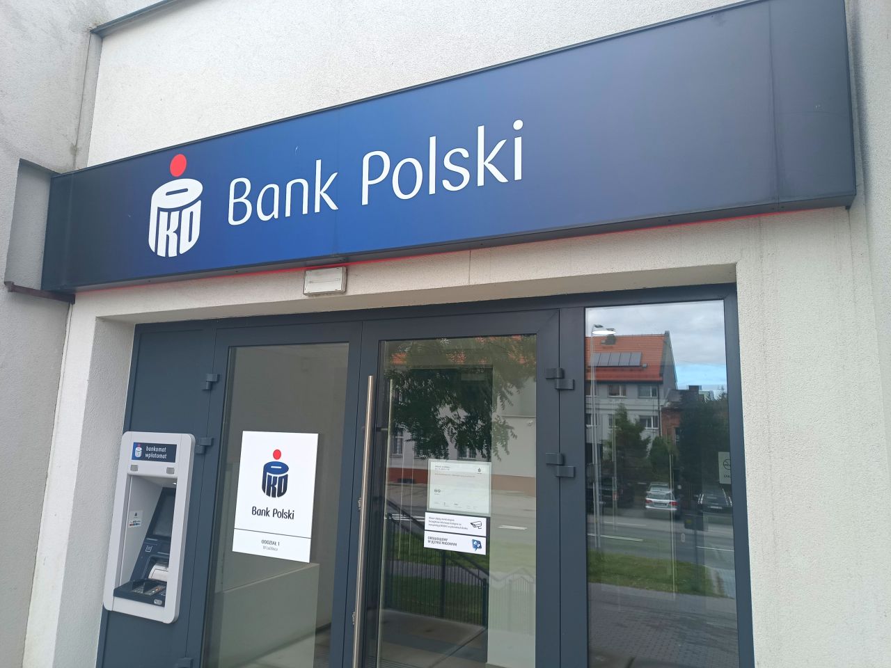 Nie mogę uwierzyć, że PKO BP to ten sam bank, w którym kiedyś podbijało ...