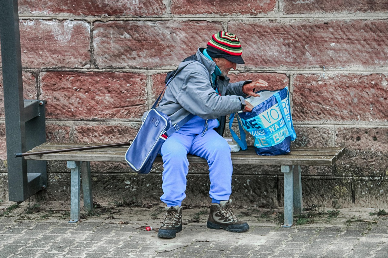 Problem ludzi bezdomnych w galeriach handlowych nie zniknie